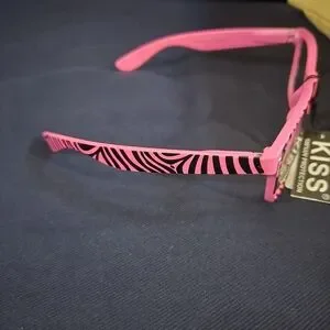 Kiss | Accessories | Kiss Pink And Black Zebraanimal Print Uv Glasses ...